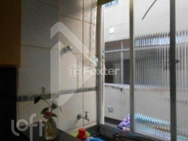 Apartamento, 2 dormitórios, 72 m², em Petrópolis