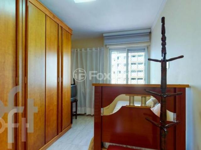 Apartamento, 2 dormitórios, 72 m², em Vila Gomes Cardim