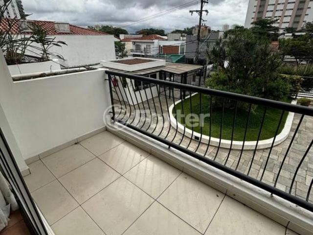 Apartamento, 2 dormitórios, 72 m², em Vila Madalena