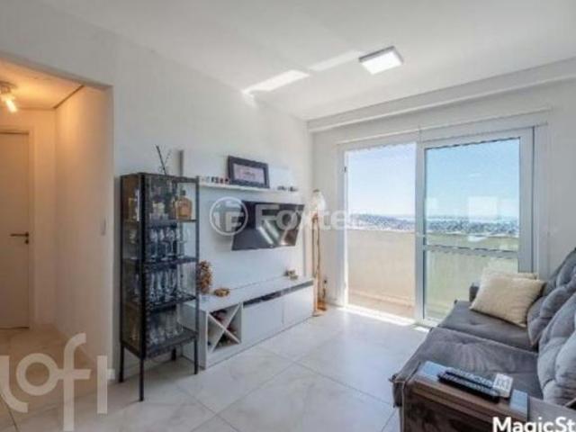 Apartamento, 2 dormitórios, 72.12 m², em Petrópolis
