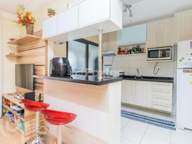 Apartamento, 2 dormitórios, 72.26 m², em Petrópolis