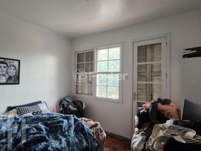 Apartamento, 2 dormitórios, 72.66 m², em Teresópolis