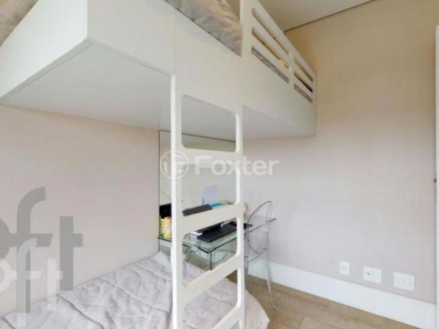 Apartamento, 2 dormitórios, 73 m², em Caxingui