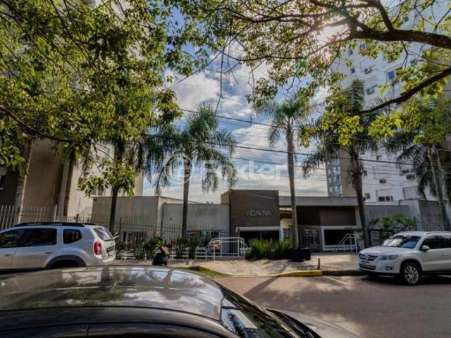 Apartamento, 2 dormitórios, 73 m², em Jardim Sabará