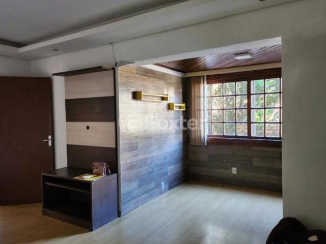 Apartamento, 2 dormitórios, 73 m², em Passo da Areia