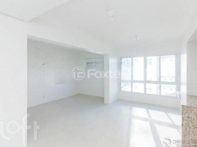 Apartamento, 2 dormitórios, 73.06 m², em Passo da Areia