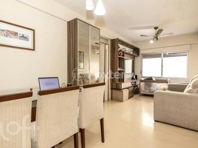 Apartamento, 2 dormitórios, 73.24 m², em Medianeira