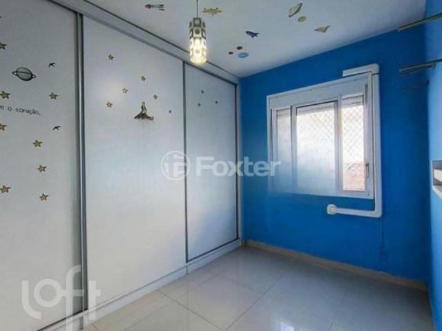 Apartamento, 2 dormitórios, 73.3 m², em Centro