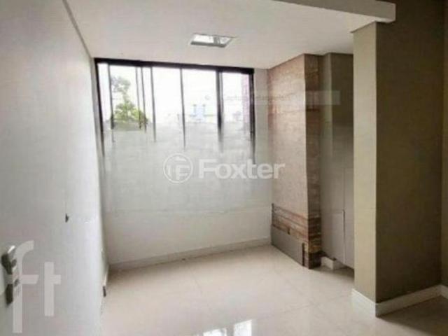 Apartamento, 2 dormitórios, 73.59 m², em Santana