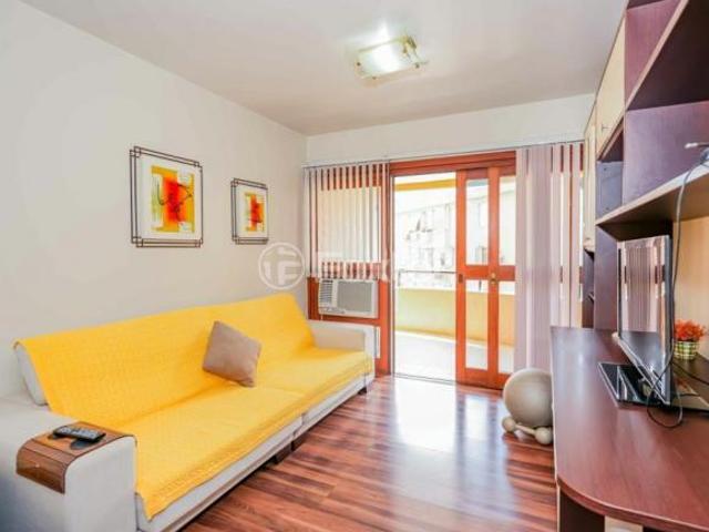 Apartamento, 2 dormitórios, 73.67 m², em Praia de Belas
