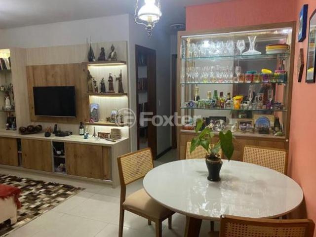 Apartamento, 2 dormitórios, 73.77 m², em Santana