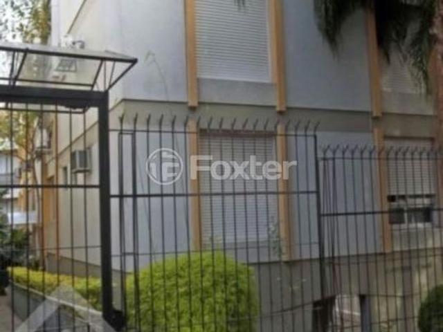 Apartamento, 2 dormitórios, 73.78 m², em Petrópolis