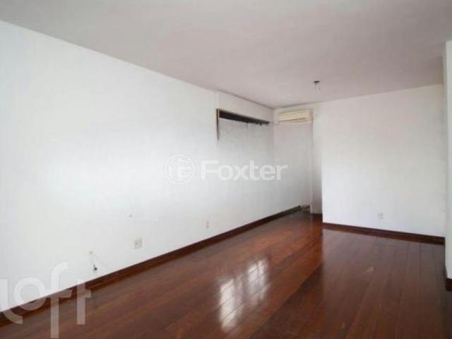 Apartamento, 2 dormitórios, 84 m², em Menino Deus