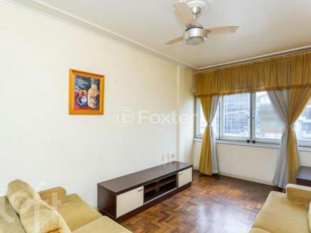 Apartamento, 2 dormitórios, 84.48 m², em Petrópolis