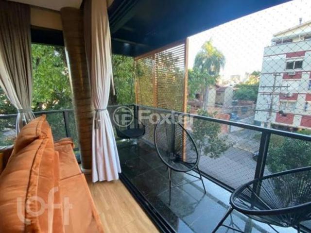 Apartamento, 2 dormitórios, 84.8 m², em Passo da Areia