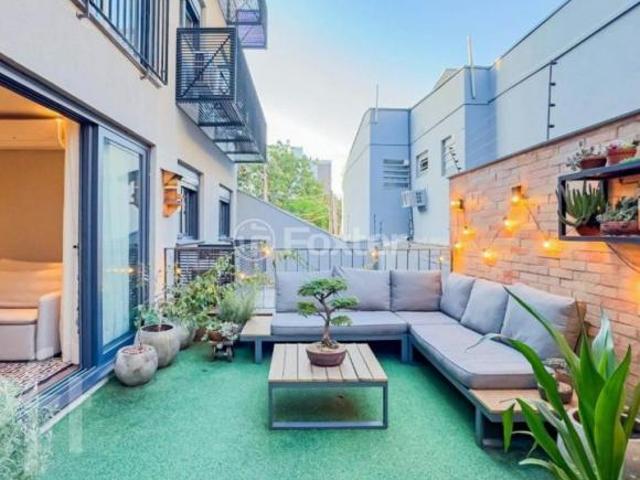 Apartamento, 2 dormitórios, 85.74 m², em São João
