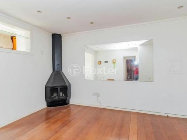 Apartamento, 2 dormitórios, 86.19 m², em Petrópolis