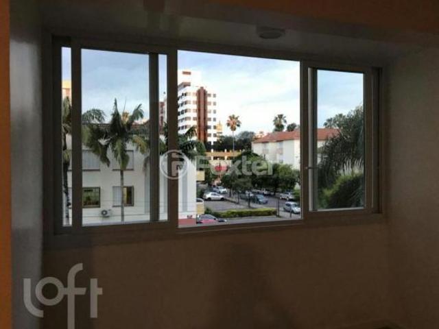 Apartamento, 2 dormitórios, 86.59 m², em Menino Deus