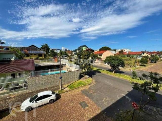 Apartamento, 2 dormitórios, 86.74 m², em Partenon