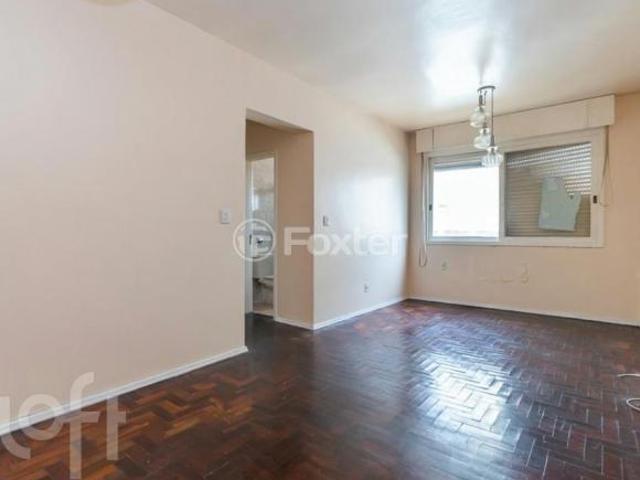 Apartamento, 2 dormitórios, 87 m², em Floresta