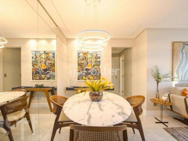 Apartamento, 2 dormitórios, 87 m², em Três Figueiras