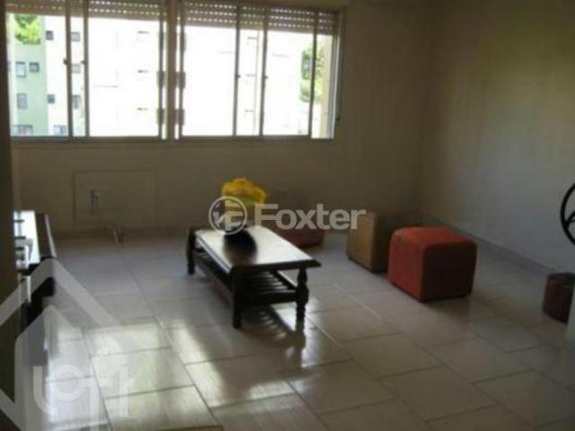 Apartamento, 2 dormitórios, 88 m², em Centro