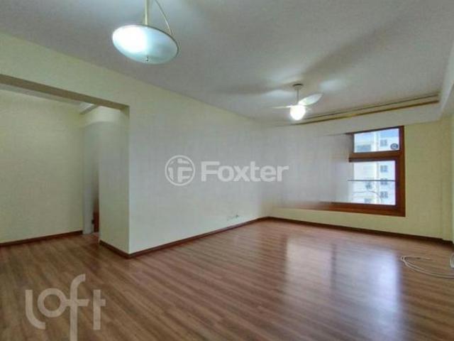 Apartamento, 2 dormitórios, 88.1 m², em Centro