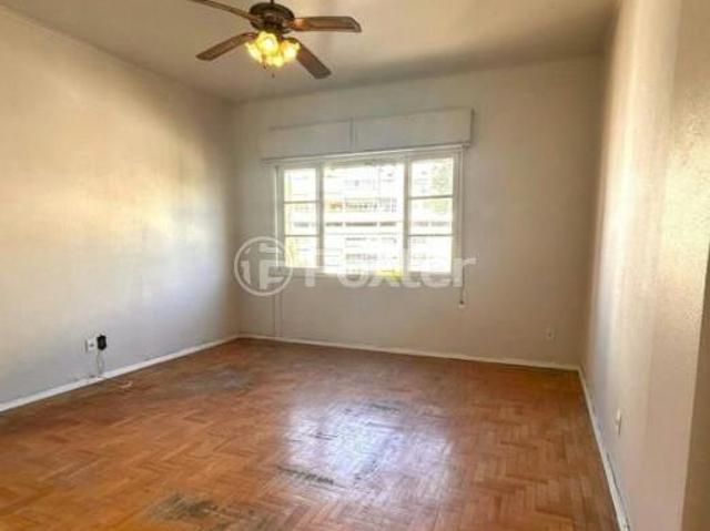 Apartamento, 2 dormitórios, 88.99 m², em Floresta