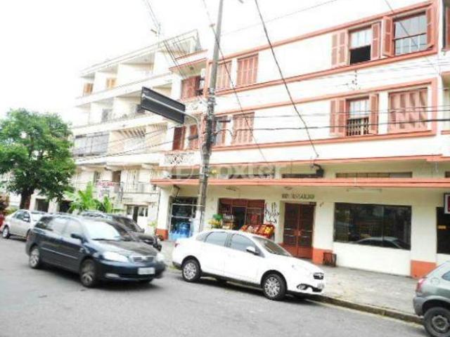 Apartamento, 2 dormitórios, 89.68 m², em Petrópolis