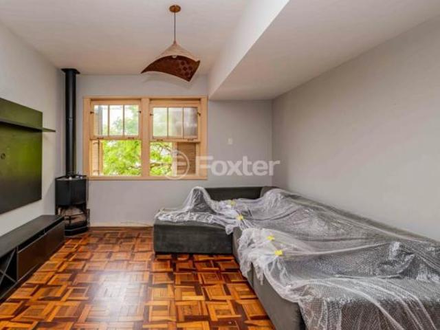 Apartamento, 2 dormitórios, 89.88 m², em Petrópolis