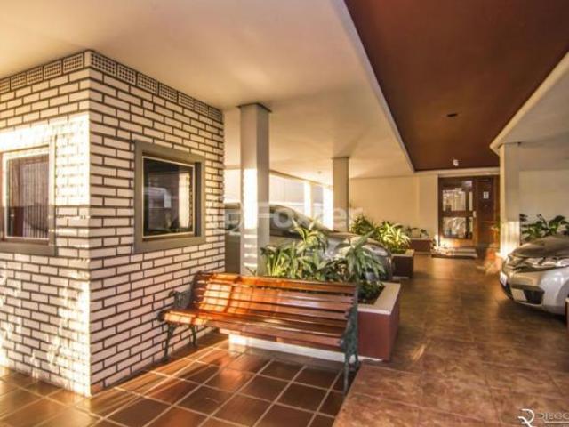Apartamento, 2 dormitórios, 89.92 m², em Petrópolis