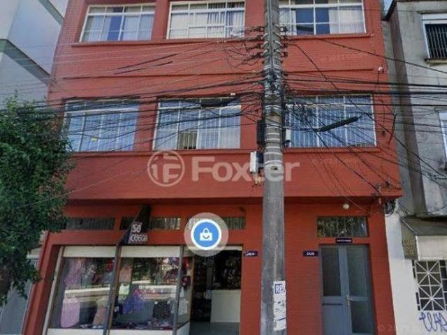 Apartamento, 2 dormitórios, 80 m², em Petrópolis