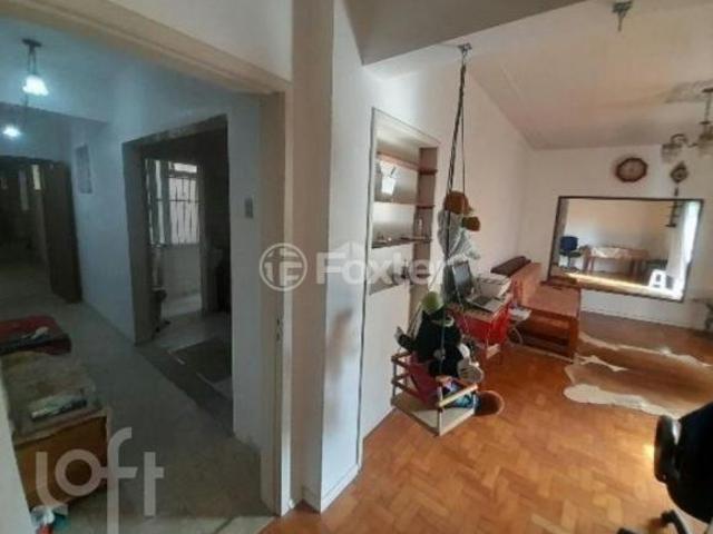 Apartamento, 2 dormitórios, 80.7 m², em Cidade Baixa