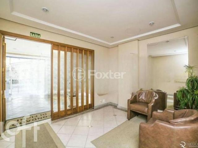 Apartamento, 2 dormitórios, 80.81 m², em Menino Deus