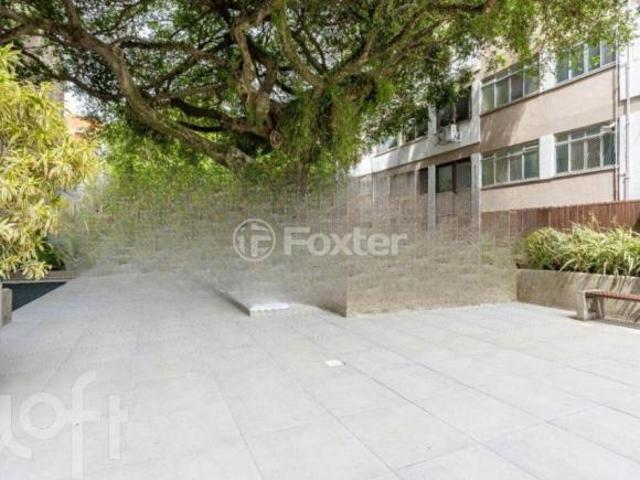 Apartamento, 2 dormitórios, 80.97 m², em Auxiliadora