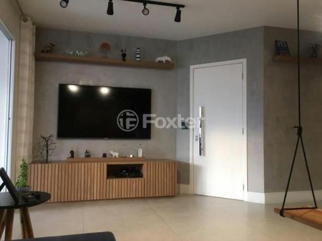 Apartamento, 2 dormitórios, 81 m², em Cambuci