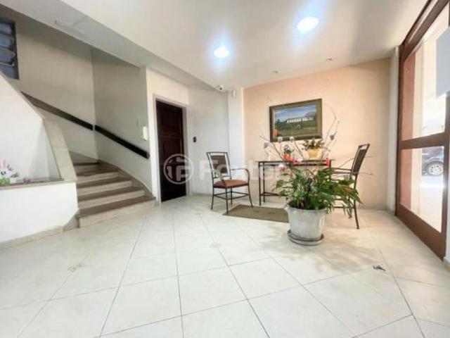 Apartamento, 2 dormitórios, 82 m², em Bela Vista