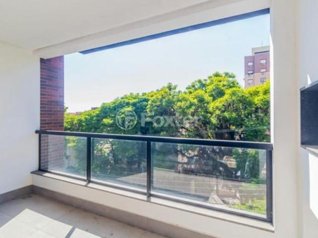 Apartamento, 2 dormitórios, 82 m², em São João