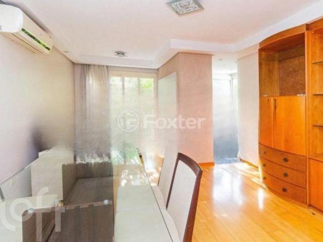 Apartamento, 2 dormitórios, 82 m², em Petrópolis