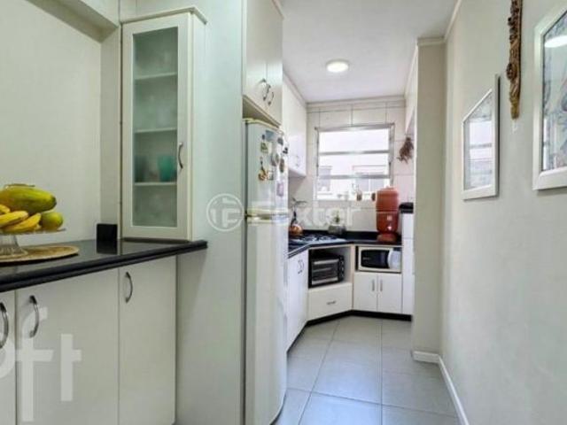 Apartamento, 2 dormitórios, 82 m², em Praia de Belas