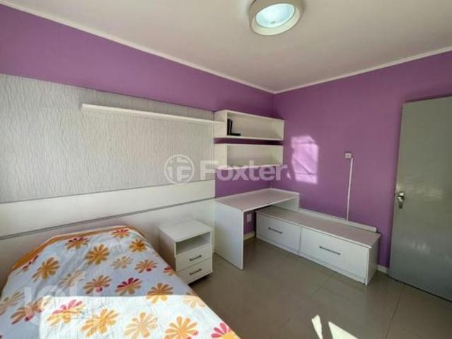 Apartamento, 2 dormitórios, 82.15 m², em Centro