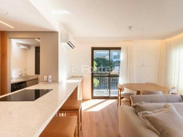 Apartamento, 2 dormitórios, 82.27 m², em Rio Branco