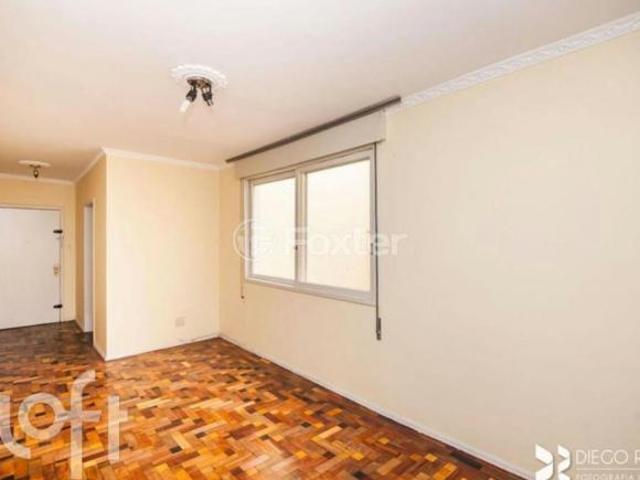 Apartamento, 2 dormitórios, 82.65 m², em Passo da Areia