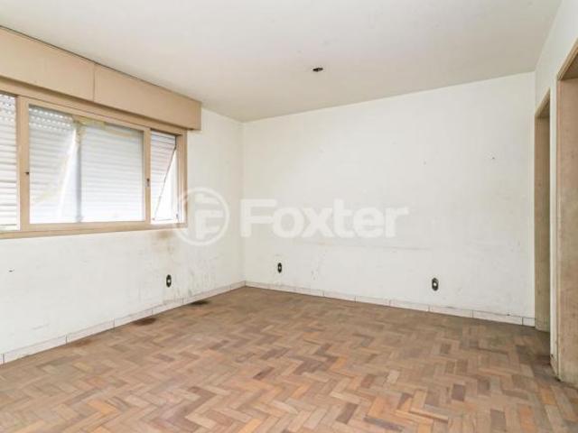 Apartamento, 2 dormitórios, 82.87 m², em Passo da Areia