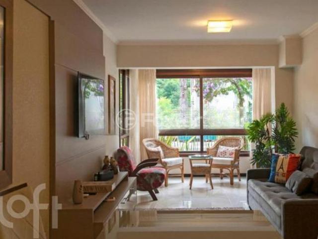 Apartamento, 2 dormitórios, 83 m², em Planalto