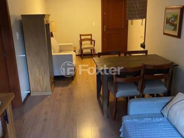 Apartamento, 2 dormitórios, 83 m², em Planalto