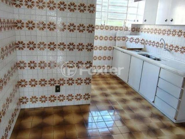 Apartamento, 2 dormitórios, 83.8 m², em Centro