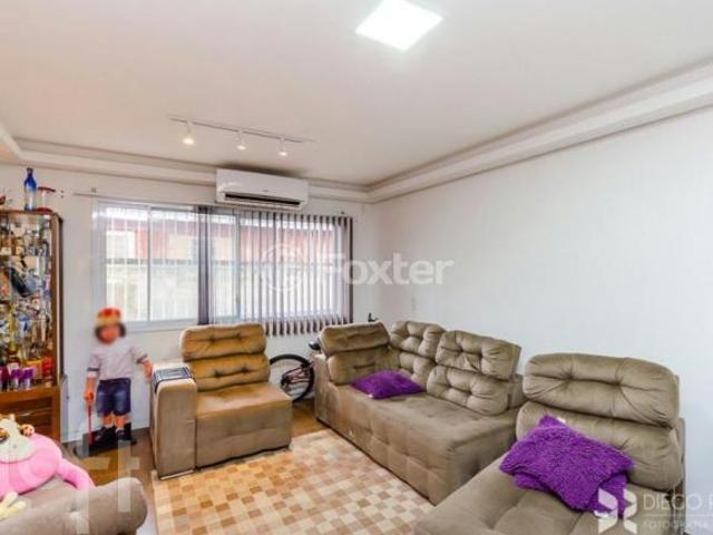 Apartamento, 2 dormitórios, 94 m², em Coronel Aparício Borges