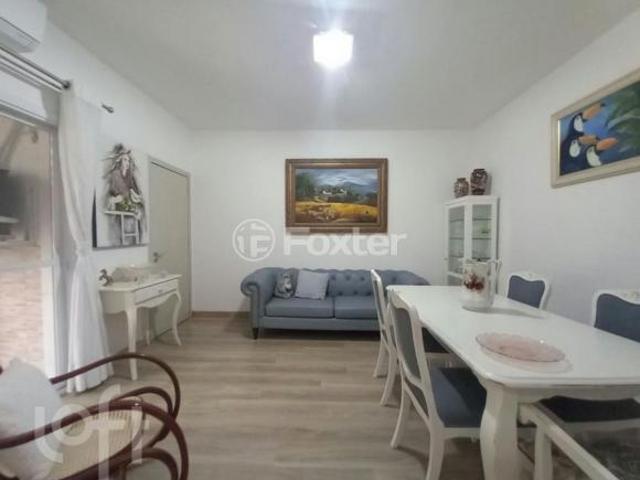 Apartamento, 2 dormitórios, 94.18 m², em Petrópolis