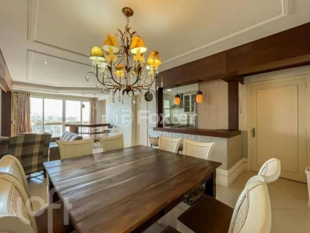 Apartamento, 2 dormitórios, 94.94 m², em Petrópolis